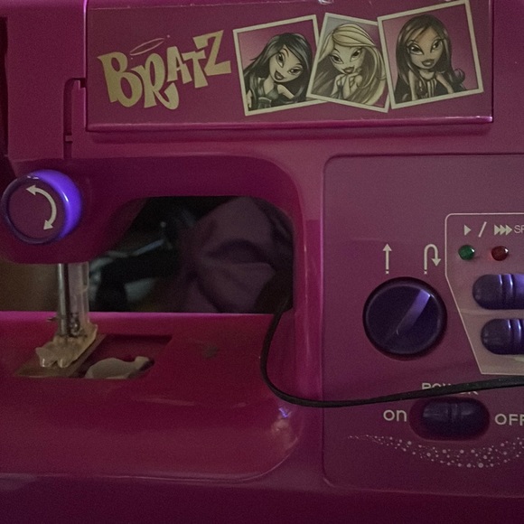 Brat Star | Other | Bratz Sawing Mechine | Poshmark